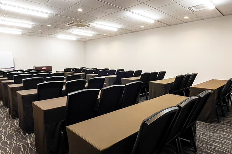 【TKPガーデンシティPREMIUM仙台西口】カンファレンスルーム5Jの写真2