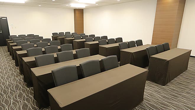 【TKPガーデンシティPREMIUM仙台西口】カンファレンスルーム5Kの写真2