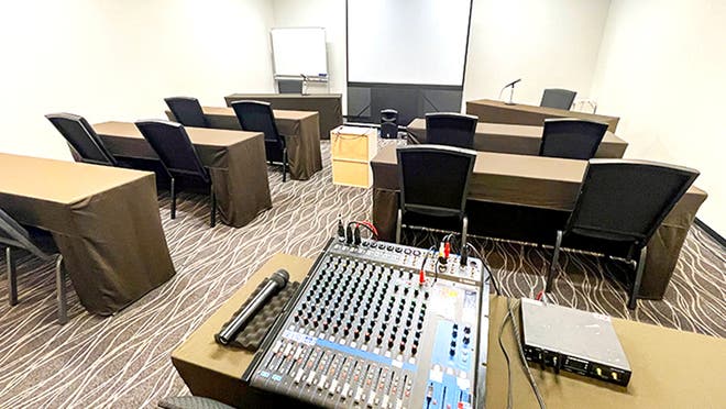 【TKPガーデンシティPREMIUM仙台西口】ミーティングルーム5Nの写真3