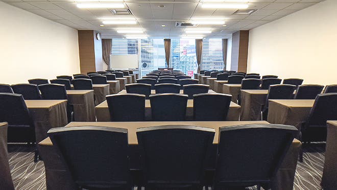 【TKPガーデンシティPREMIUM仙台西口】カンファレンスルーム6Dの写真1