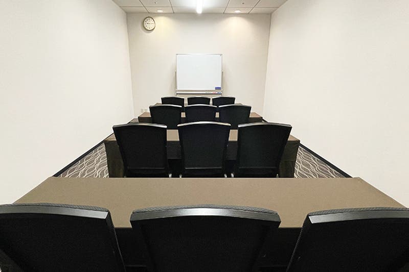 【TKPガーデンシティPREMIUM仙台西口】ミーティングルーム6Gの写真1