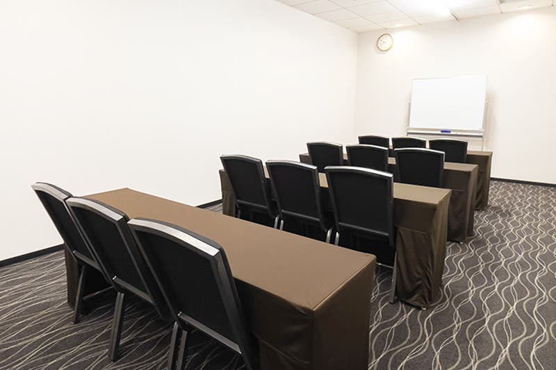 【TKPガーデンシティPREMIUM仙台西口】ミーティングルーム6Hの写真1