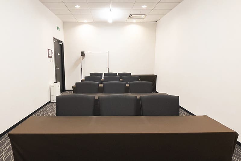 【TKPガーデンシティPREMIUM仙台西口】ミーティングルーム6Hの写真2