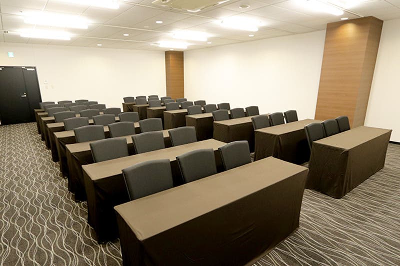 【TKPガーデンシティPREMIUM仙台西口】カンファレンスルーム6Kの写真1