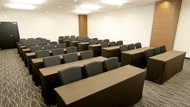 【TKPガーデンシティPREMIUM仙台西口】カンファレンスルーム6Kの写真1