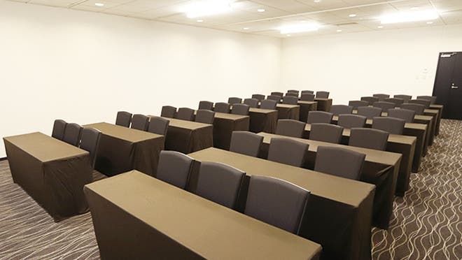 【TKPガーデンシティPREMIUM仙台西口】カンファレンスルーム6Lの写真1