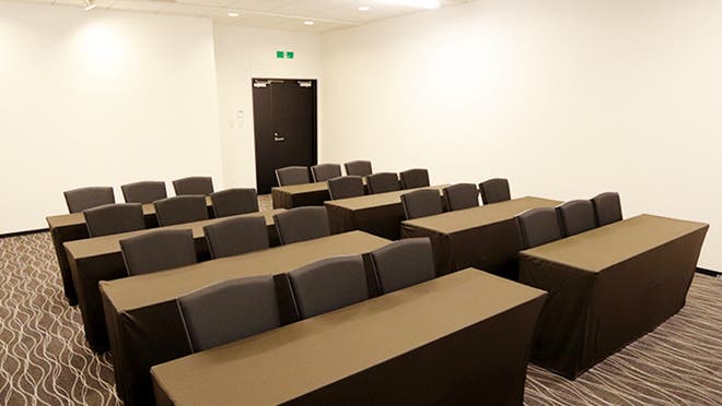 【TKPガーデンシティPREMIUM仙台西口】ミーティングルーム6Nの写真1