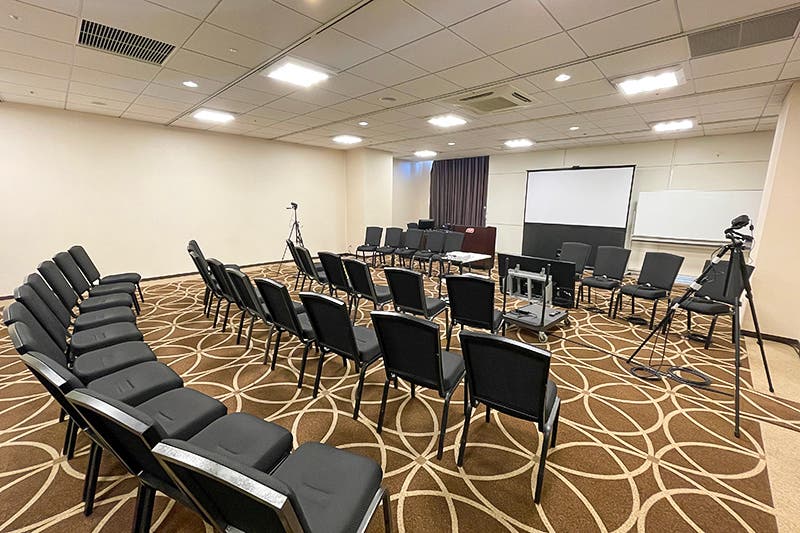 【TKPガーデンシティPREMIUM仙台西口】カンファレンスルーム7Dの写真3