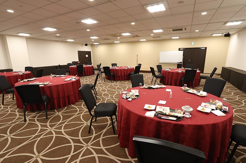 【TKPガーデンシティPREMIUM仙台西口】ホール8Aの写真3