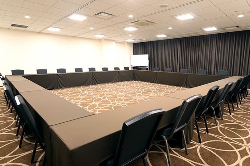 【TKPガーデンシティPREMIUM仙台西口】カンファレンスルーム8Cの写真2