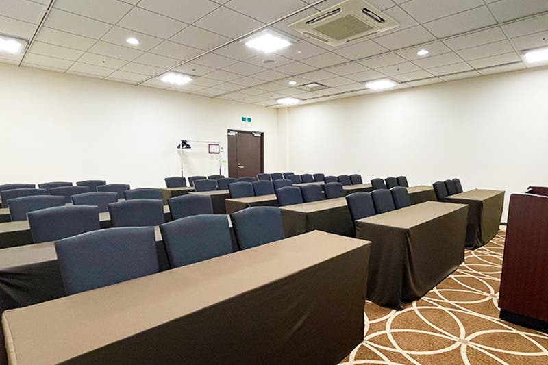【TKPガーデンシティPREMIUM仙台西口】カンファレンスルーム8Fの写真2