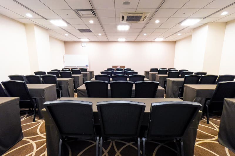 【TKPガーデンシティPREMIUM仙台西口】カンファレンスルーム8Hの写真2