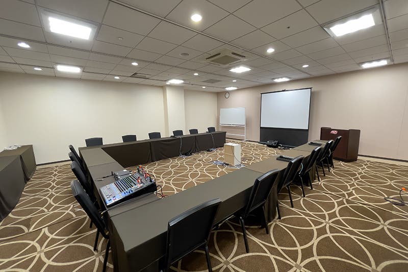 【TKPガーデンシティPREMIUM仙台西口】カンファレンスルーム8Hの写真3