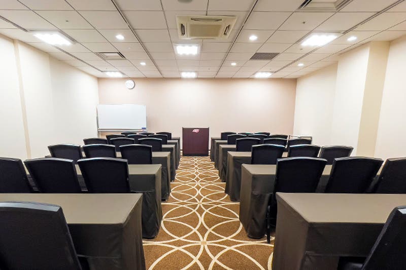 【TKPガーデンシティPREMIUM仙台西口】カンファレンスルーム8Iの写真1