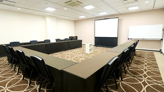 【TKPガーデンシティPREMIUM仙台西口】カンファレンスルーム8Jの写真3