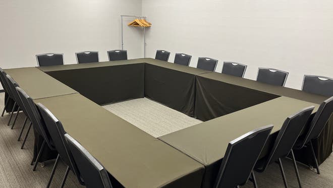 【TKPガーデンシティPREMIUM博多駅前】ミーティング3Dの写真1