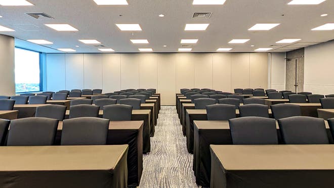 【TKPガーデンシティPREMIUM名古屋ルーセントタワー】Jの写真2