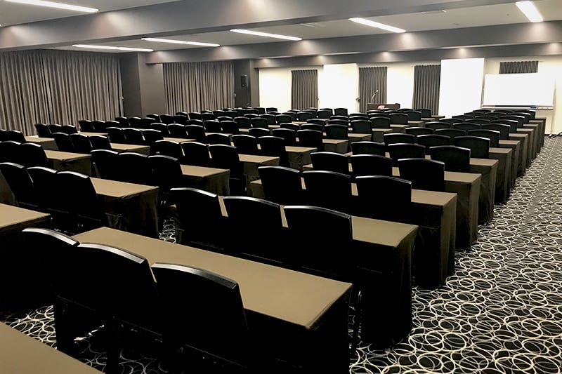 【TKPガーデンシティPREMIUM名古屋新幹線口】バンケットホール2Aの写真1