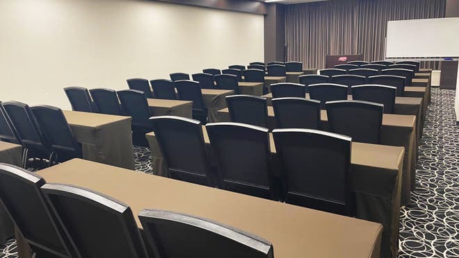 【TKPガーデンシティPREMIUM名古屋新幹線口】バンケットルーム5Aの写真3