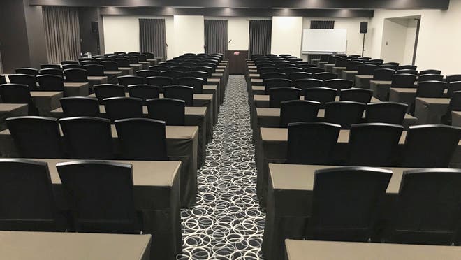 【TKPガーデンシティPREMIUM名古屋新幹線口】バンケットホール9Aの写真3