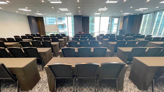 【TKPガーデンシティPREMIUM名古屋駅前】カンファレンスルーム3Cの写真1