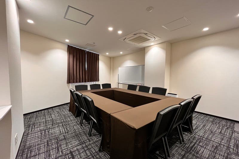 【TKPガーデンシティPREMIUM品川】ミーティングルーム5Bの写真1