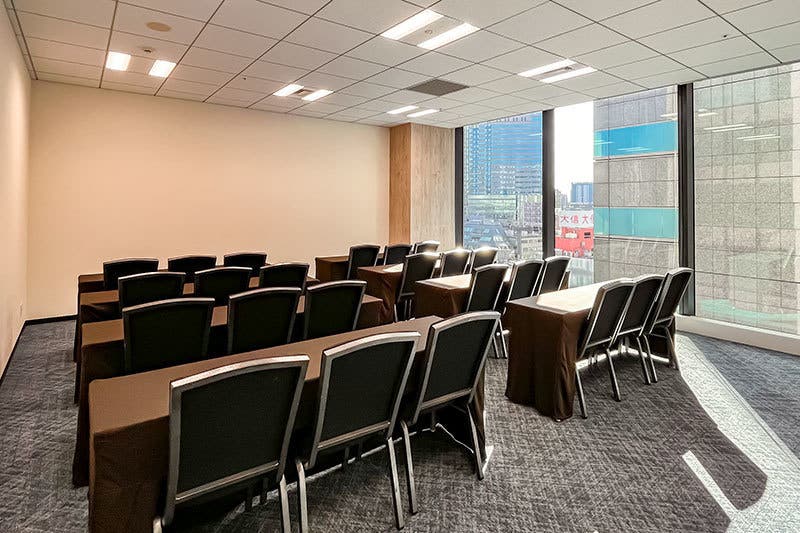 【TKPガーデンシティPREMIUM品川HEART】ミーティングルーム8Eの写真2