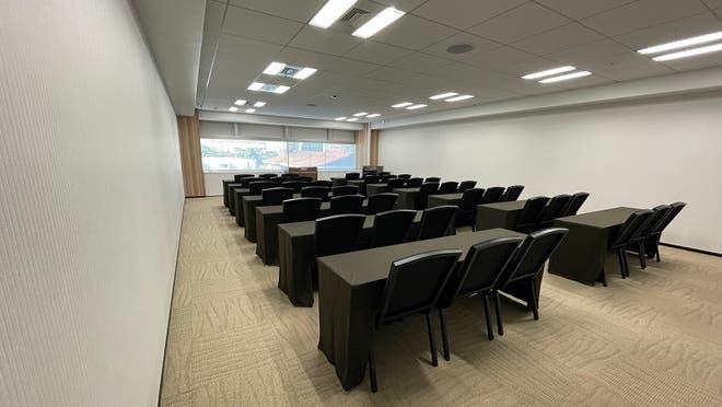 【TKPガーデンシティPREMIUM品川高輪口】カンファレンスルーム3Eの写真1