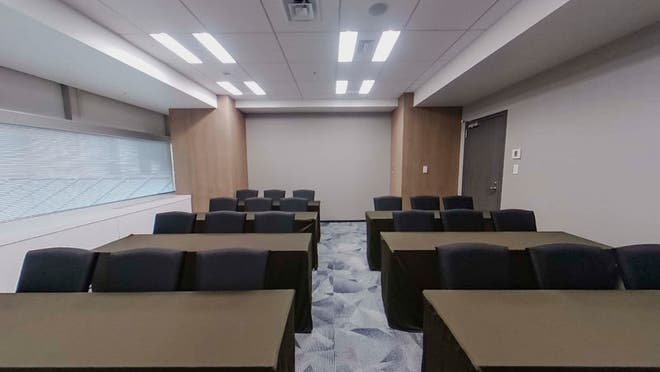 【TKPガーデンシティPREMIUM品川高輪口】ミーティングルーム4Bの写真1