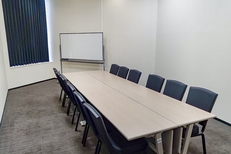 【TKPガーデンシティPREMIUM大宮】ミーティングルーム2Cの写真2