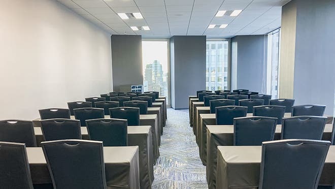 【TKPガーデンシティPREMIUM大阪梅田新道】カンファレンスルーム11Cの写真1