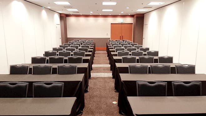 【TKPガーデンシティPREMIUM大阪駅前】カンファレンスルーム4Bの写真2