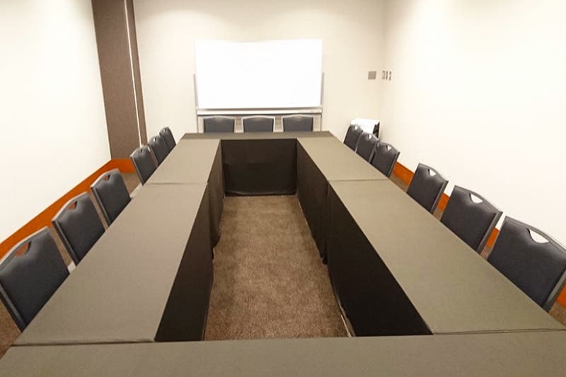 【TKPガーデンシティPREMIUM大阪駅前】ミーティングルーム4Fの写真3