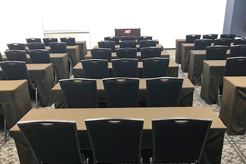 【TKPガーデンシティPREMIUM大阪駅前】カンファレンスルーム10Bの写真1