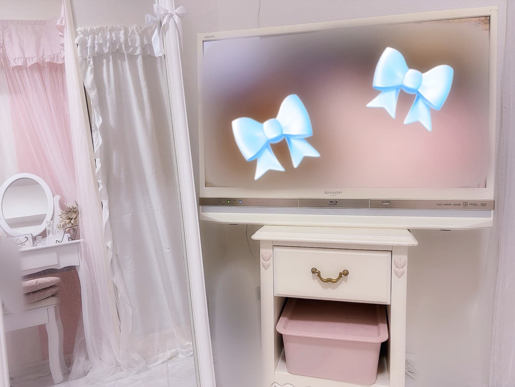 池袋から徒歩8分🎀　鑑賞会・推し会・女子会・本人不在の誕生日会・コスプレ撮影等　白ピンク系ルーム　ゴミ捨て可の写真13