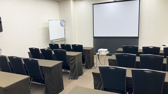 【TKPガーデンシティPREMIUM広島駅前】ミーティングルーム5Bの写真2