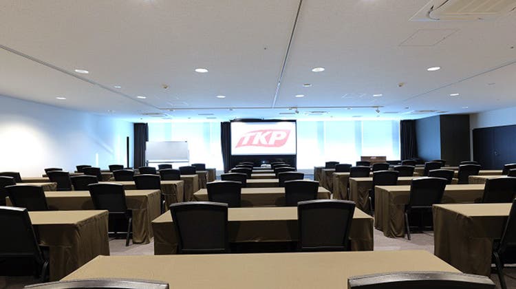 【TKPガーデンシティPREMIUM広島駅北口】ホール3Bの写真1