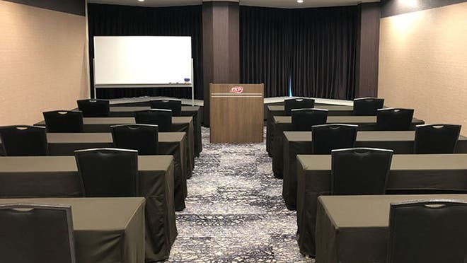 【TKPガーデンシティPREMIUM心斎橋】カンファレンスルーム4Cの写真1