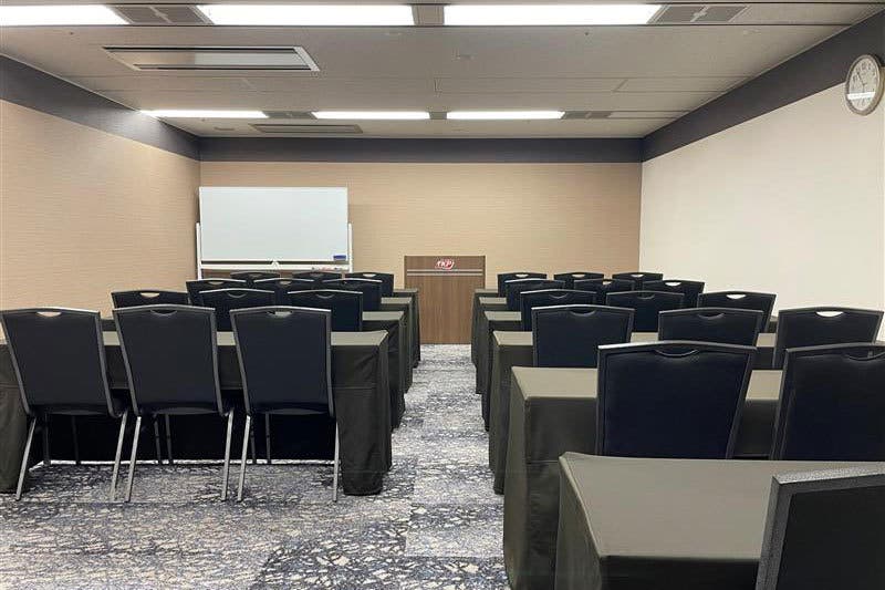 【TKPガーデンシティPREMIUM心斎橋】カンファレンスルーム4Gの写真1