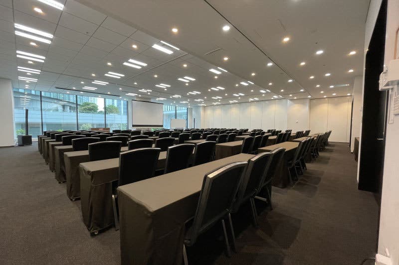 【TKPガーデンシティPREMIUM横浜駅新高島】ホール2B+Cの写真1