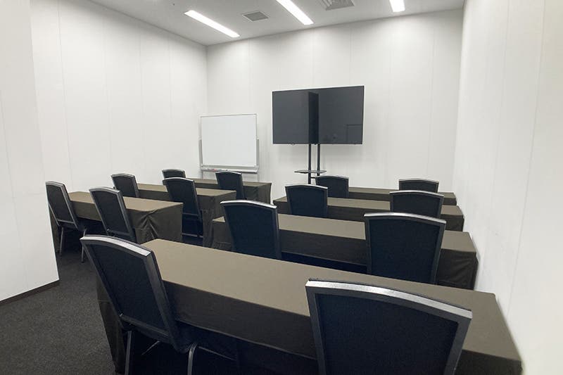 【TKPガーデンシティPREMIUM横浜駅新高島】ミーティングルーム2Gの写真1