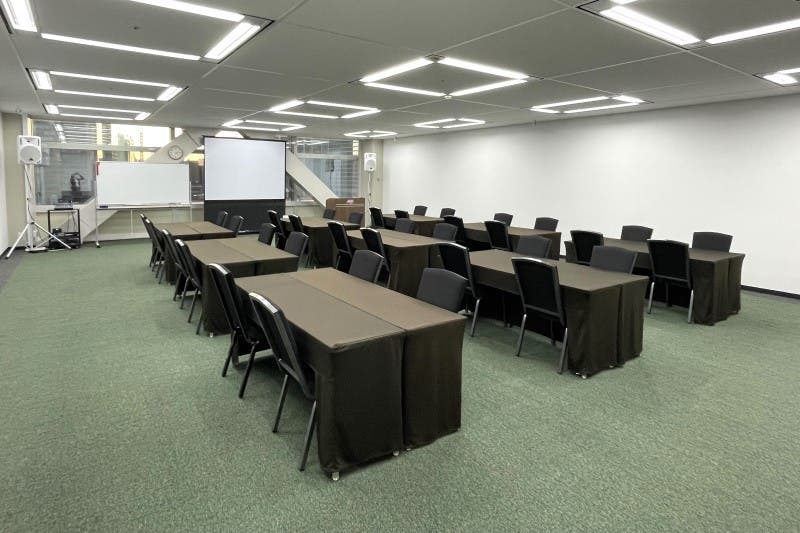 【TKPガーデンシティPREMIUM東京駅丸の内中央】カンファレンスルーム12Gの写真1