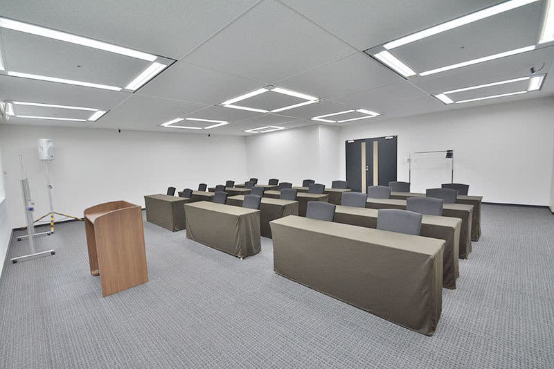 【TKPガーデンシティPREMIUM東京駅丸の内中央】カンファレンスルーム12Jの写真1