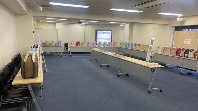 2号室【四ツ橋・心斎橋エリア!駅から徒歩0秒!】スクール形式60名まで。無料備品も多数!同ビル内に複数会場の写真26