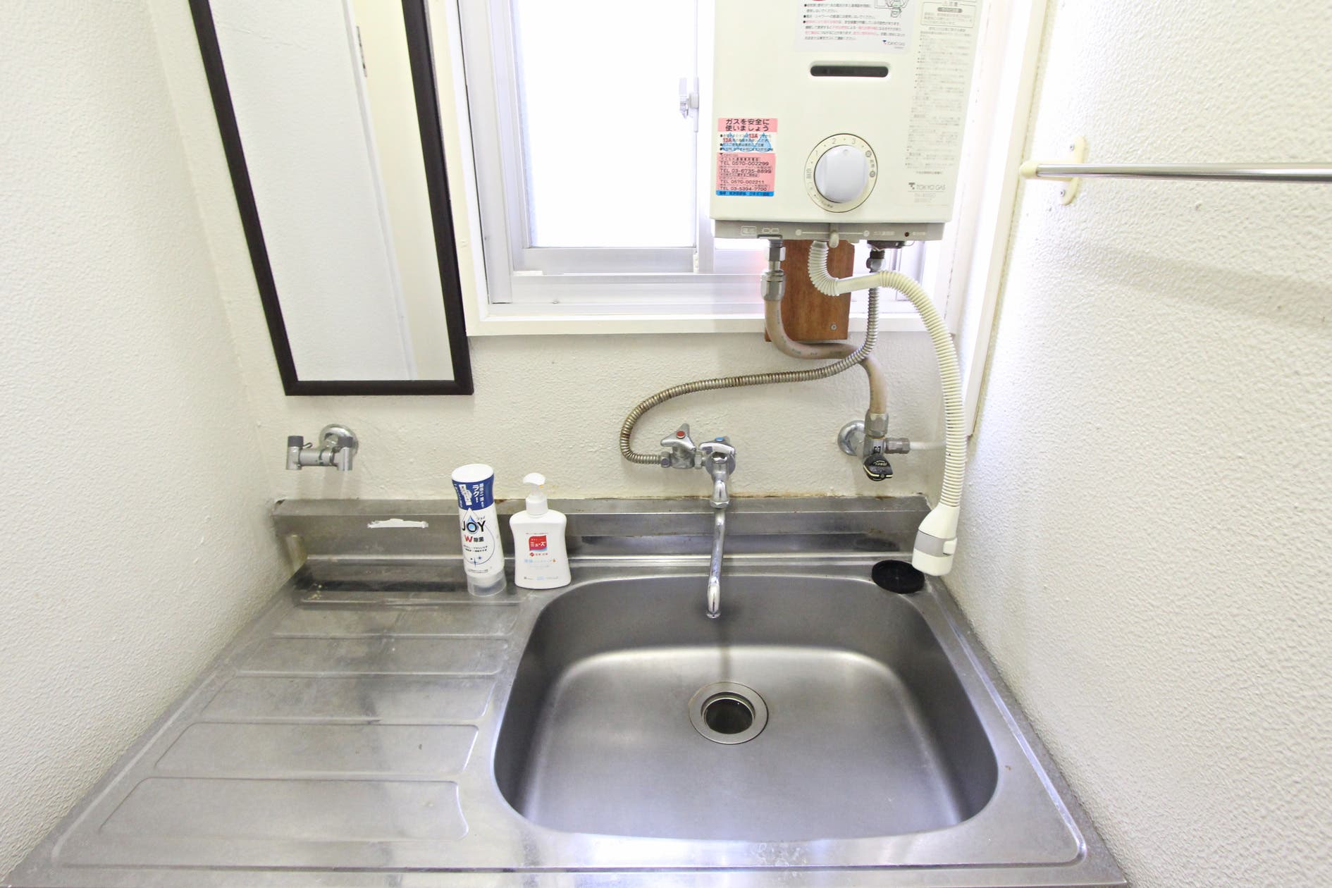 【リニューアル割引✨】王子駅1分ダンススタジオ｜幅9mの大型鏡＆49㎡の広々空間でのびのびダンス｜バレエバー、モニター無料貸出の写真6