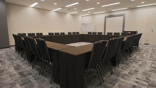 【TKPガーデンシティPREMIUM横浜ランドマークタワー】カンファレンスルームJの写真1