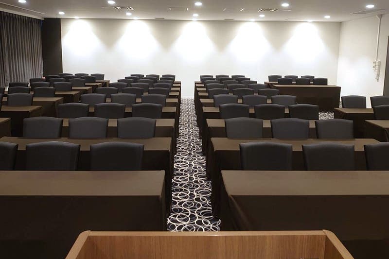 【TKPガーデンシティPREMIUM横浜西口】カンファレンスルーム7Cの写真1