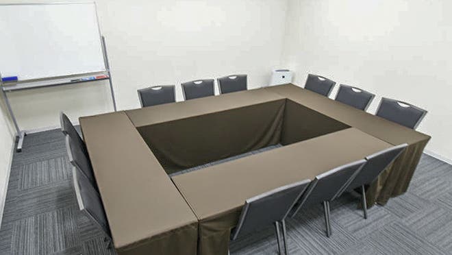 【TKPガーデンシティPREMIUM秋葉原】ミーティングルーム3Dの写真1