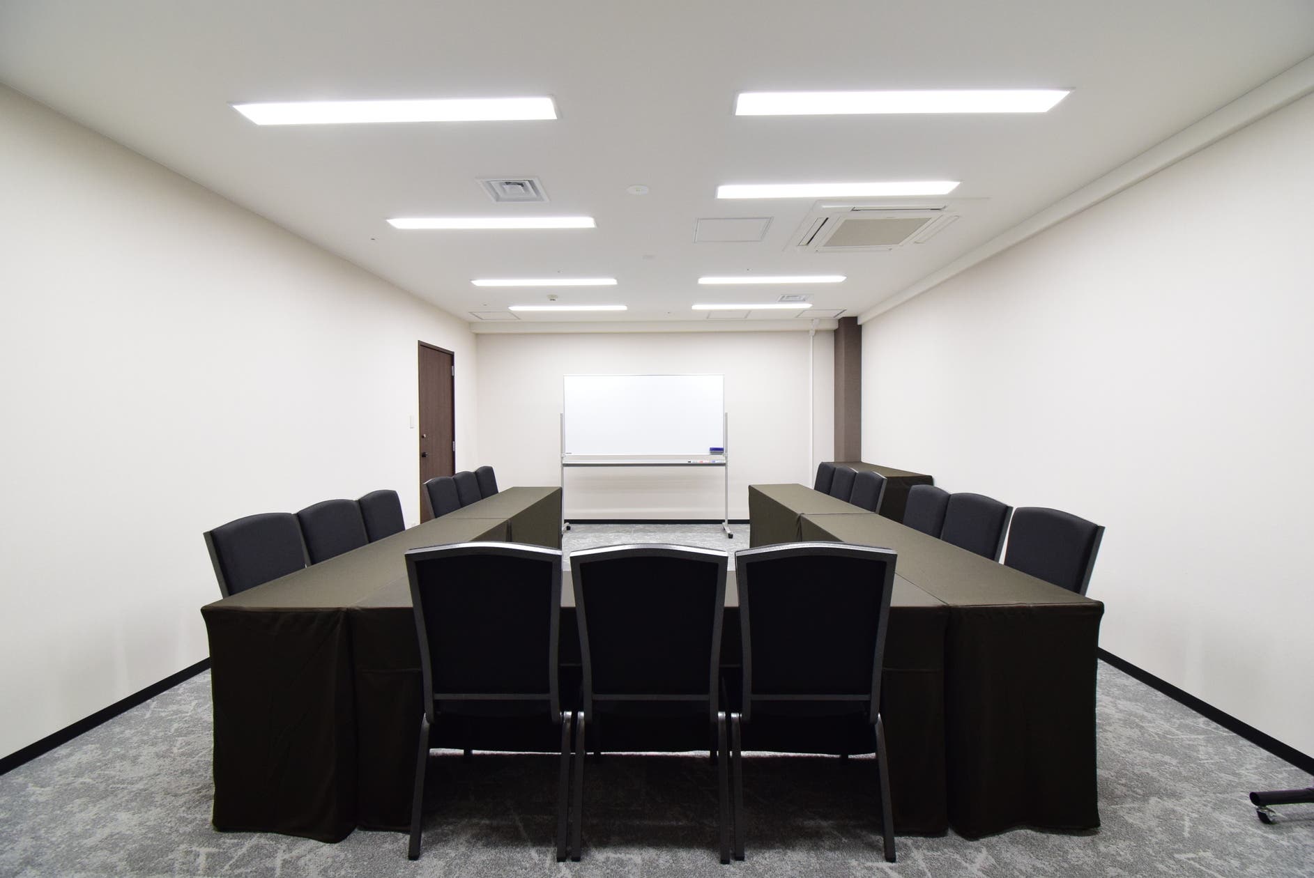 【TKPガーデンシティ京都タワーホテル】ミーティングルーム5Aの写真1