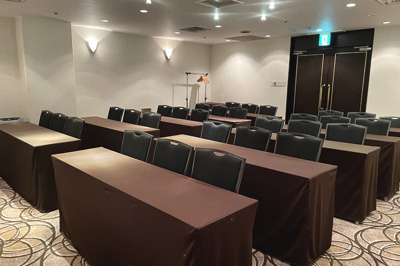 【TKPガーデンシティ京都タワーホテル】椿の写真1